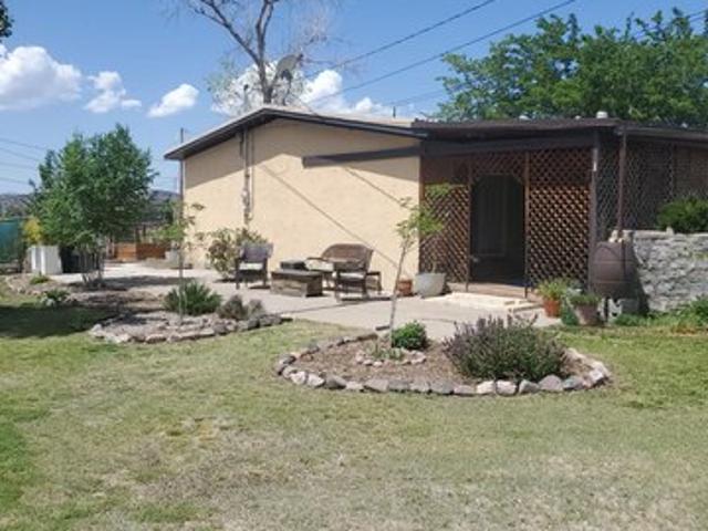 2404 Village Dr, Silver City, NM 88061