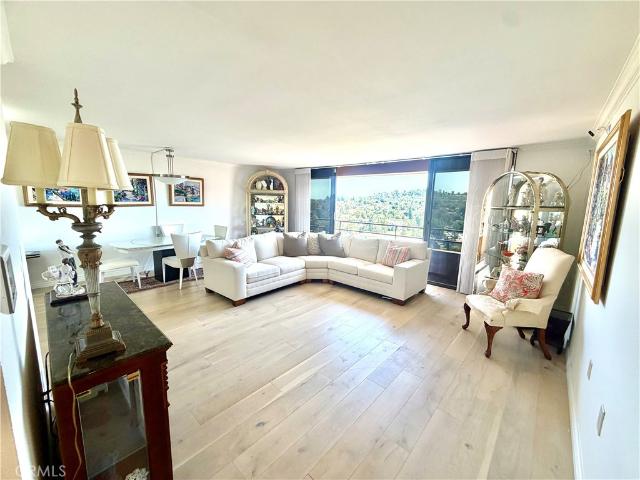 24055 Paseo Del Lago, Unit 1204, Laguna Woods, CA 92637 | MLS #OC26085