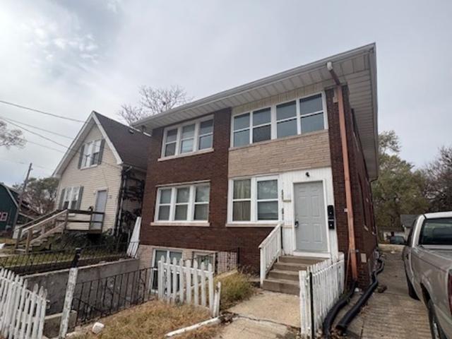 2405 N Sheridan Rd