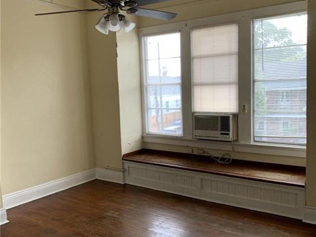 2405 Napoleon Avenue # 1/2