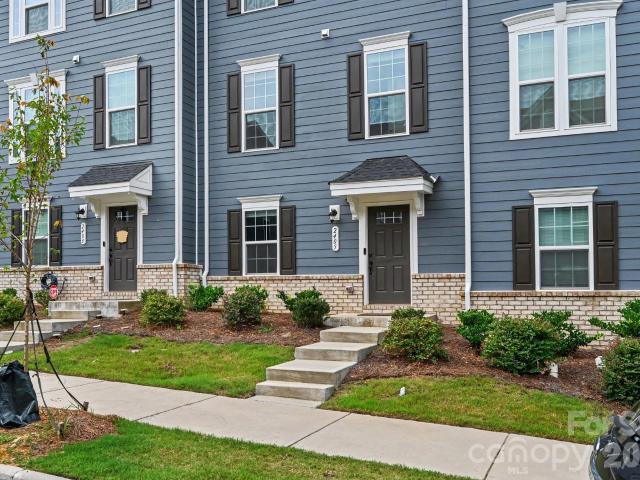2405 Autumn Olive Lane