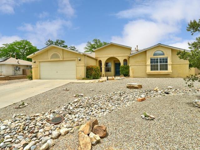 2405 Agua Fria Dr NE, Rio Rancho, NM 87144