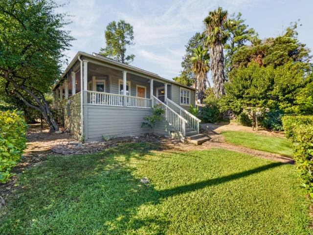 2405 Butte Street