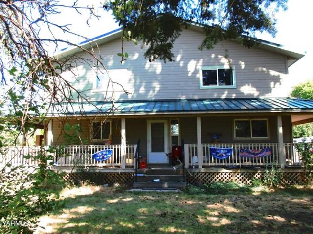 2405 Birchfield Rd, Yakima, WA 98901
