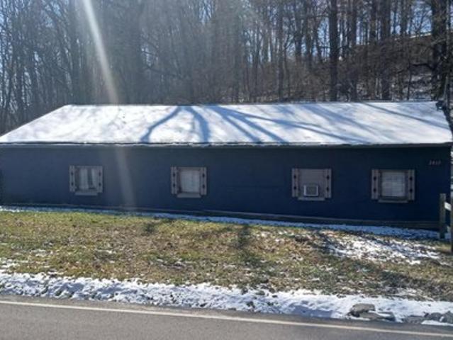 2405 Clearwater Rd, Athens, TN 37303