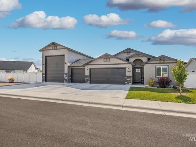2405 Day Dr, Fruitland, ID 83619