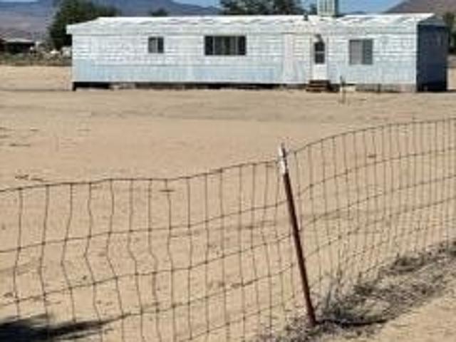 2405 E Antelope St, Silver Springs, NV 89429