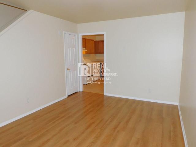2405 E Florida St. 2 Bedroom Apartment for Rent at 2405 E Florida St, Greensboro, NC 27401 Dudley Heights