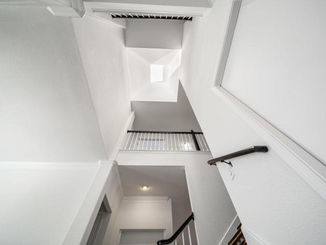 2405 Hunters Creek Cv