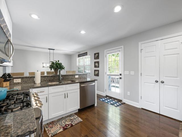 2405 Hickory Ridge Drive