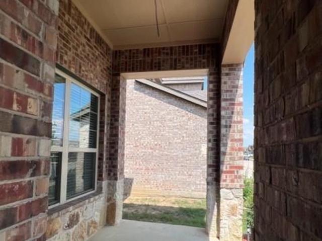 2405 Larimar Drive