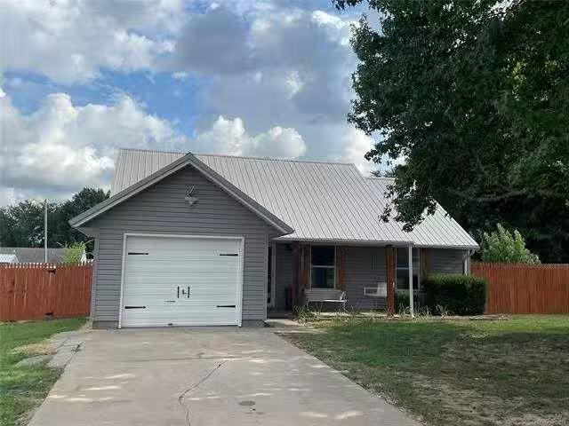 2405 Pin Oak Road, Muskogee, OK 74401 652644028