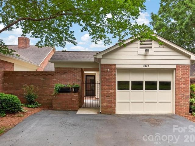 2405 Quail Lake Dr, Charlotte, NC 28210
