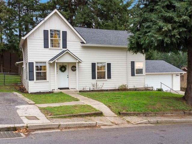 2405 Sunrise St, Kelso, WA 98626