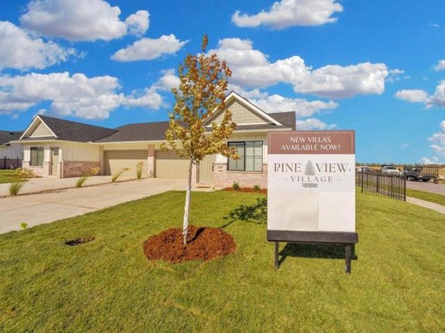 2405 S Taiga St, Goddard, KS 67052