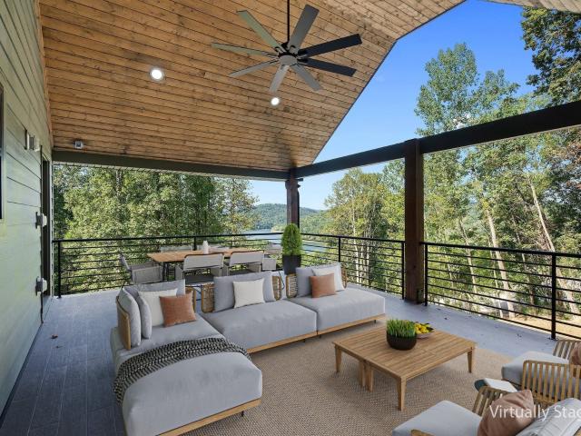 2405 Shoreside Dr