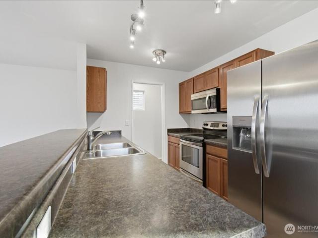 2405 th Avenue SE