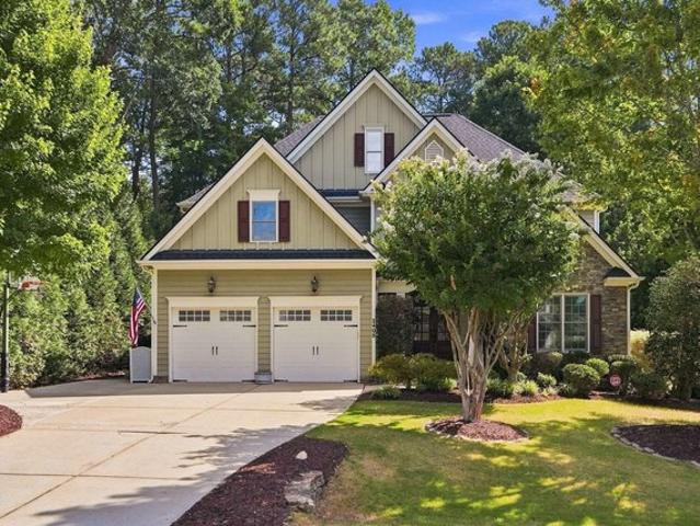2405 Thurrock Dr, Apex, NC 27539