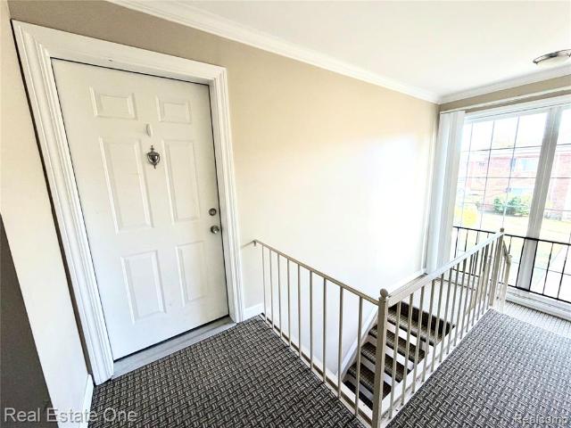 2405 Torquay Avenue # 207