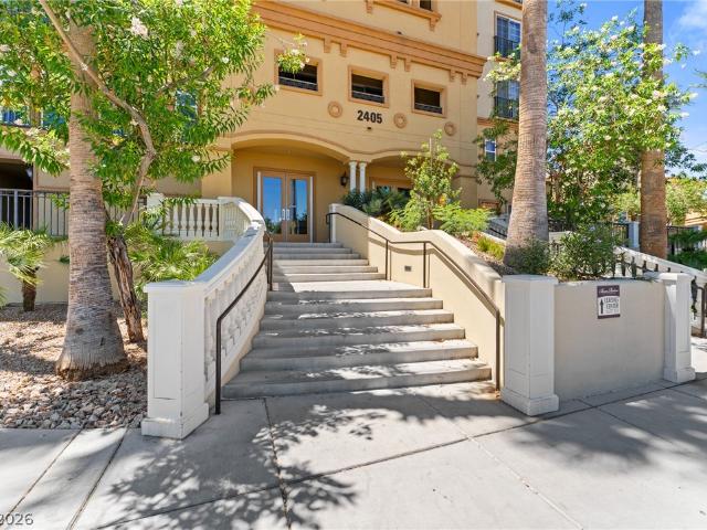 2405 W Serene Avenue 703