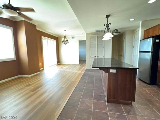 2405 W Serene Avenue 835