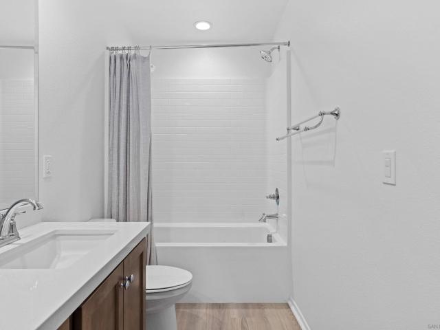 24060 Raptor Way, Lake Elsinore, CA 92532 | MLS #260008