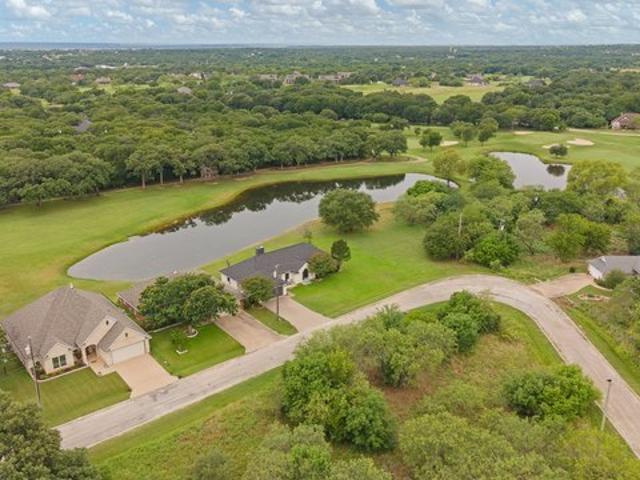 24068 Stonewood Dr, Whitney, TX 76692