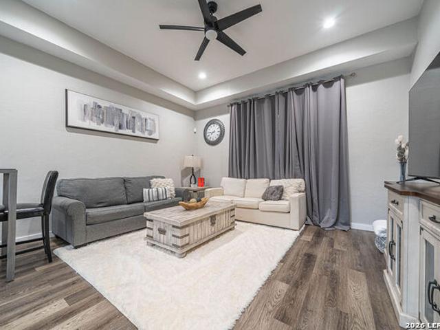 2406 Martin Luther King Dr