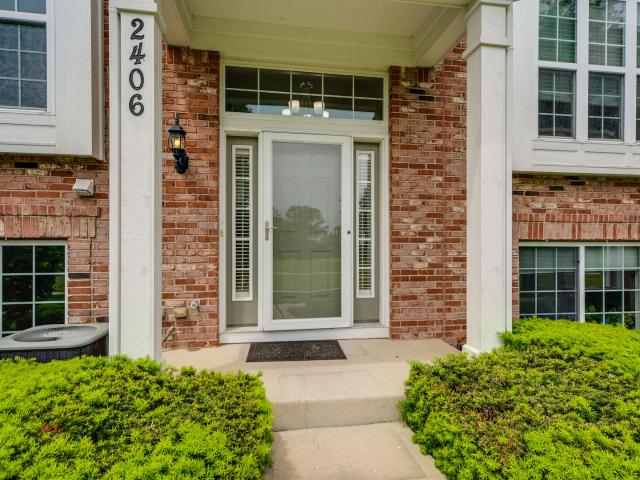 2406 NEUBAUER Circle # 14 3