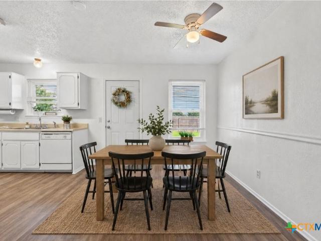 2406 Buttercup Circle
