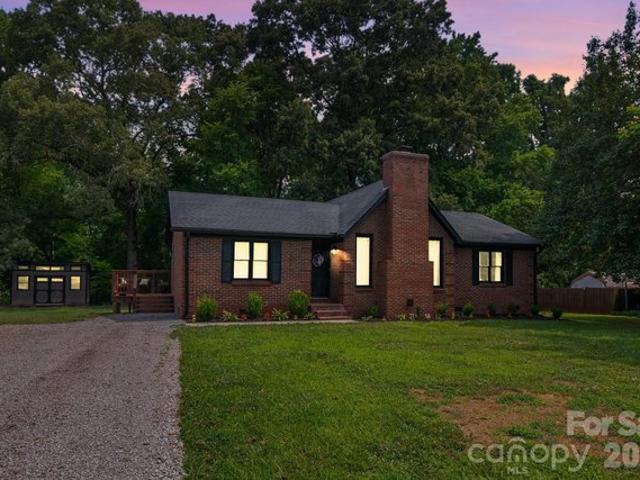 2406 Bearskin Ln, Monroe, NC 28110