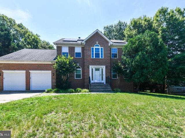 2406 Berry Thicket Ct, Waldorf, MD 20603