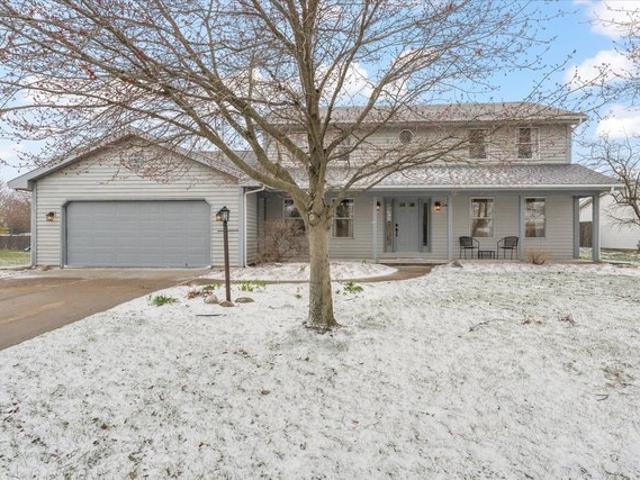 2406 Cherry Hills Dr, Champaign, IL 61822
