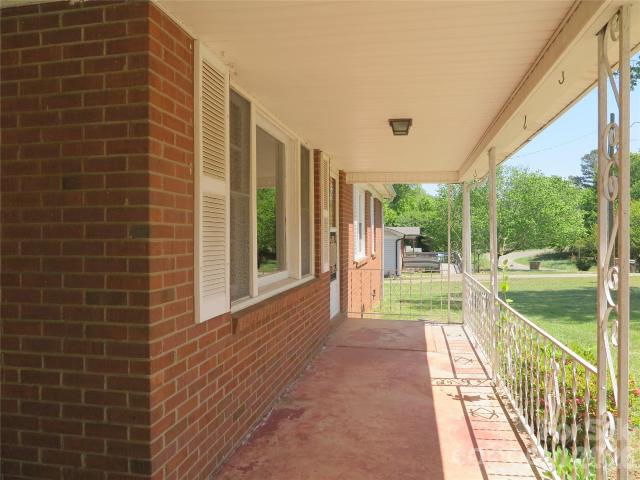 2406 Easton Drive
