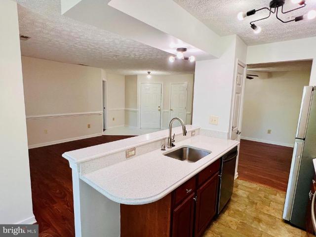 2406 Forest Edge Court # 102