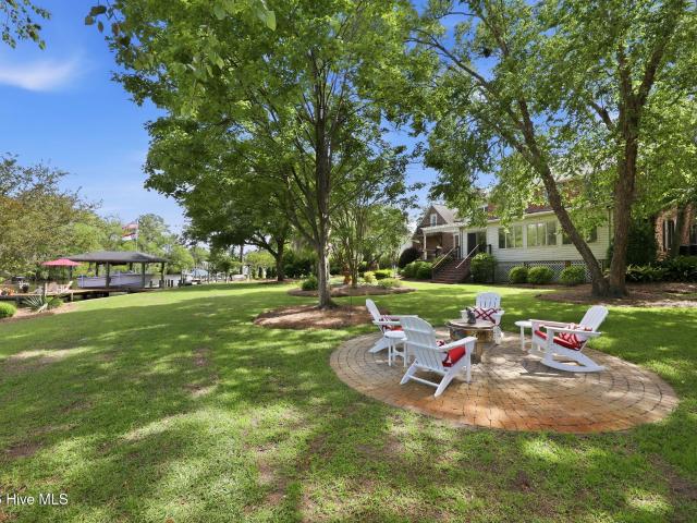 2406 Harbor Island Road