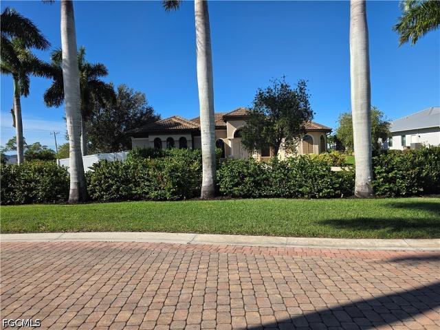 2406 Kismet Lakes Ln, Cape Coral, FL 33993 | MLS #2026015 | Compass