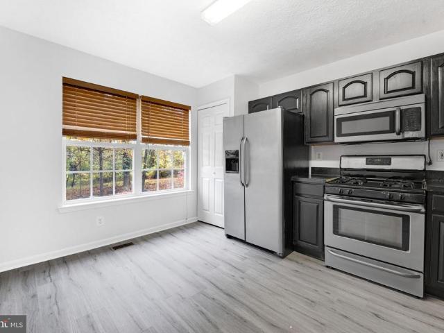 2406 Lemontree Lane