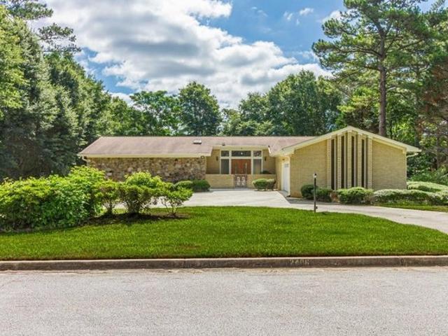 2406 Lost Valley Trl SE, Conyers, GA 30094