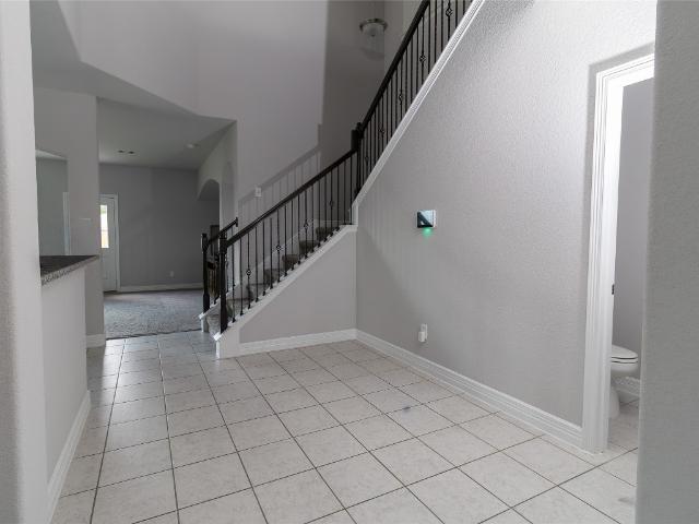 2406 Sandlewood Trail Lane