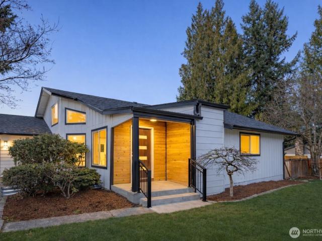 2406 th St SE, Everett, WA 98208 | Compass