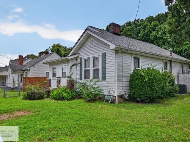 2406 W Main St, Danville, VA 24541