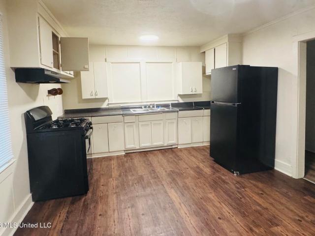 2406 17th Avenue