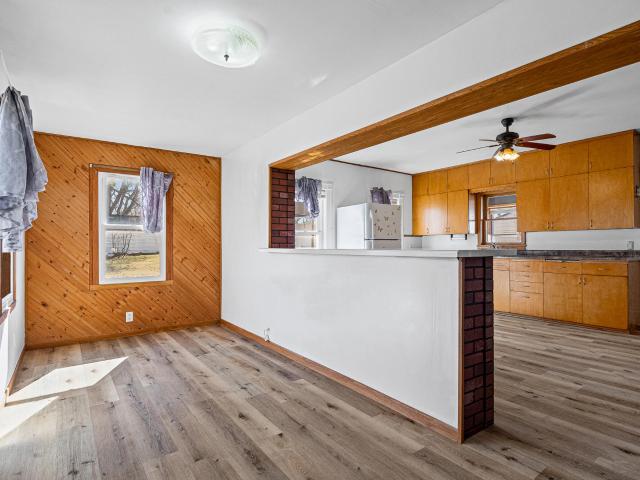 24073 Burrows Rd