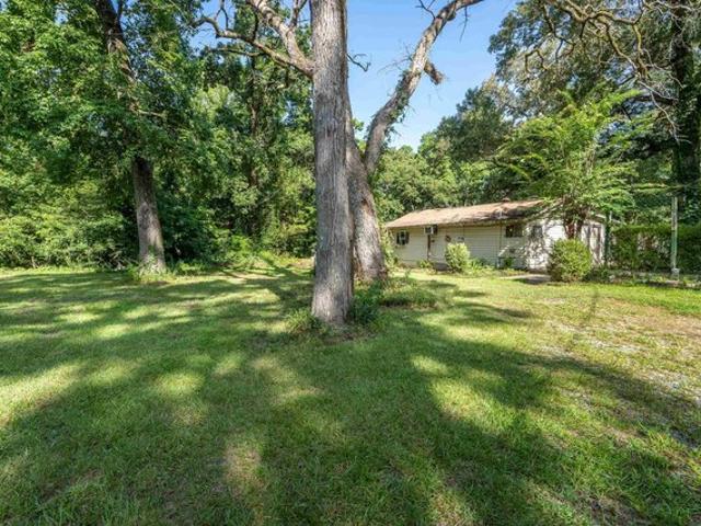 2407 McBride, White Oak, TX 75693