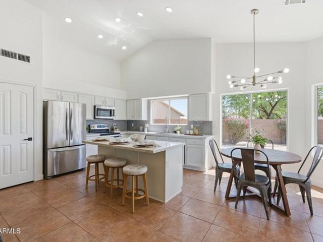 2407 N 132nd Ave, Goodyear, AZ 85395