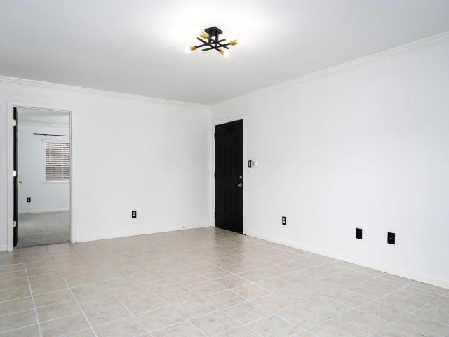 2407 Arlington Crescent # D