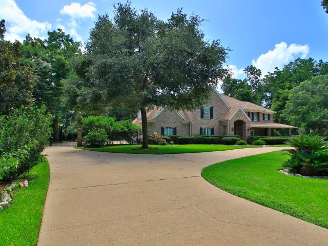 2407 Churchills Ferry