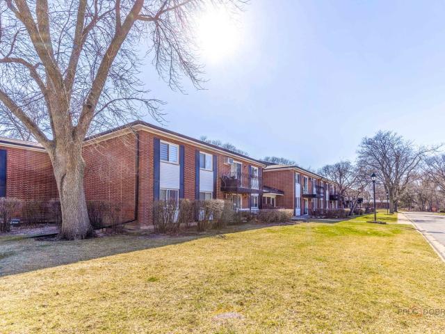 2407 E Brandenberry Ct, Unit 2K, Arlington Heights, IL 60004 | MLS #12618 | Compass