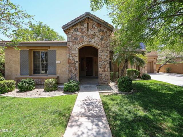 2407 E Glacier Pl, Chandler, AZ 85249